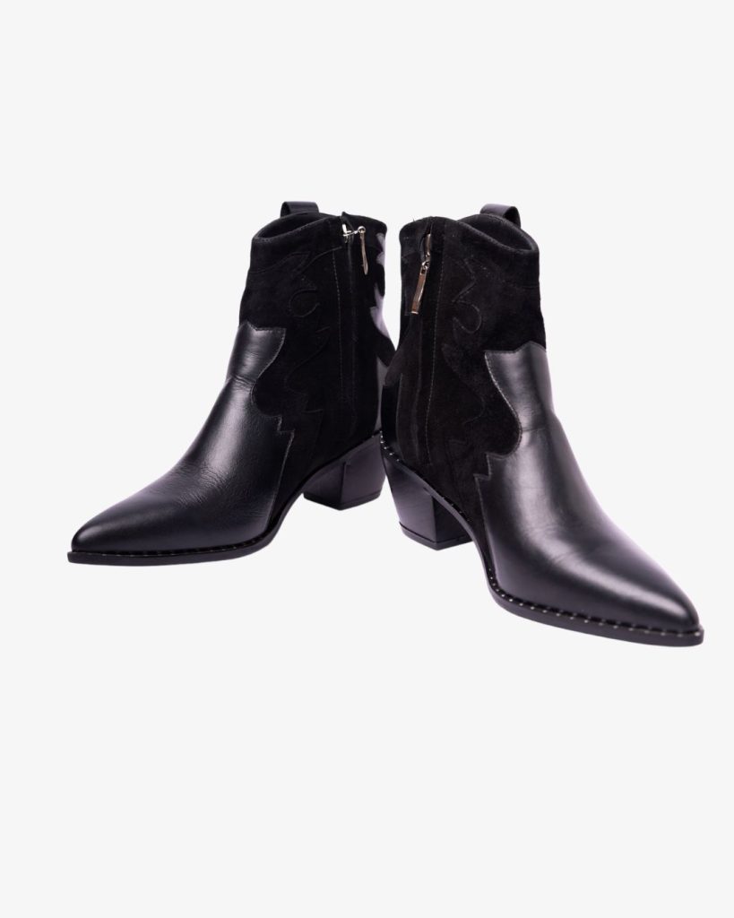 MARIE NEGRO – Junior Rivadeneyra