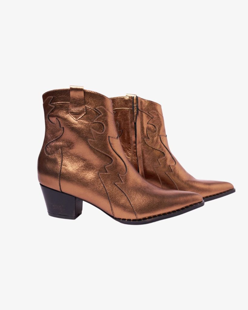 MARIE COBRE – Junior Rivadeneyra